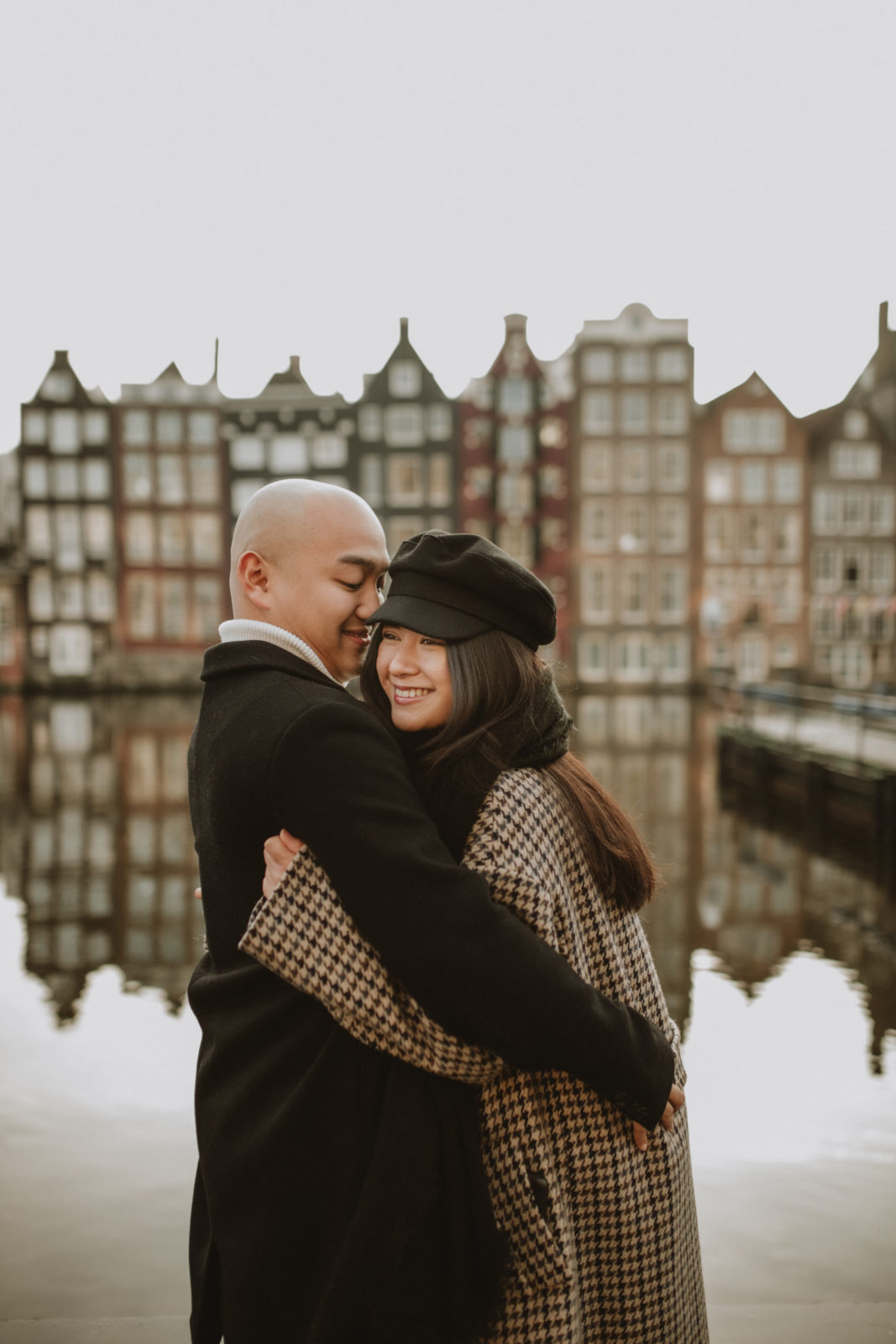 Amsterdam couple photoshoot | PORTRAITS BY JAYASRI - portraitsbyjayasri.com
