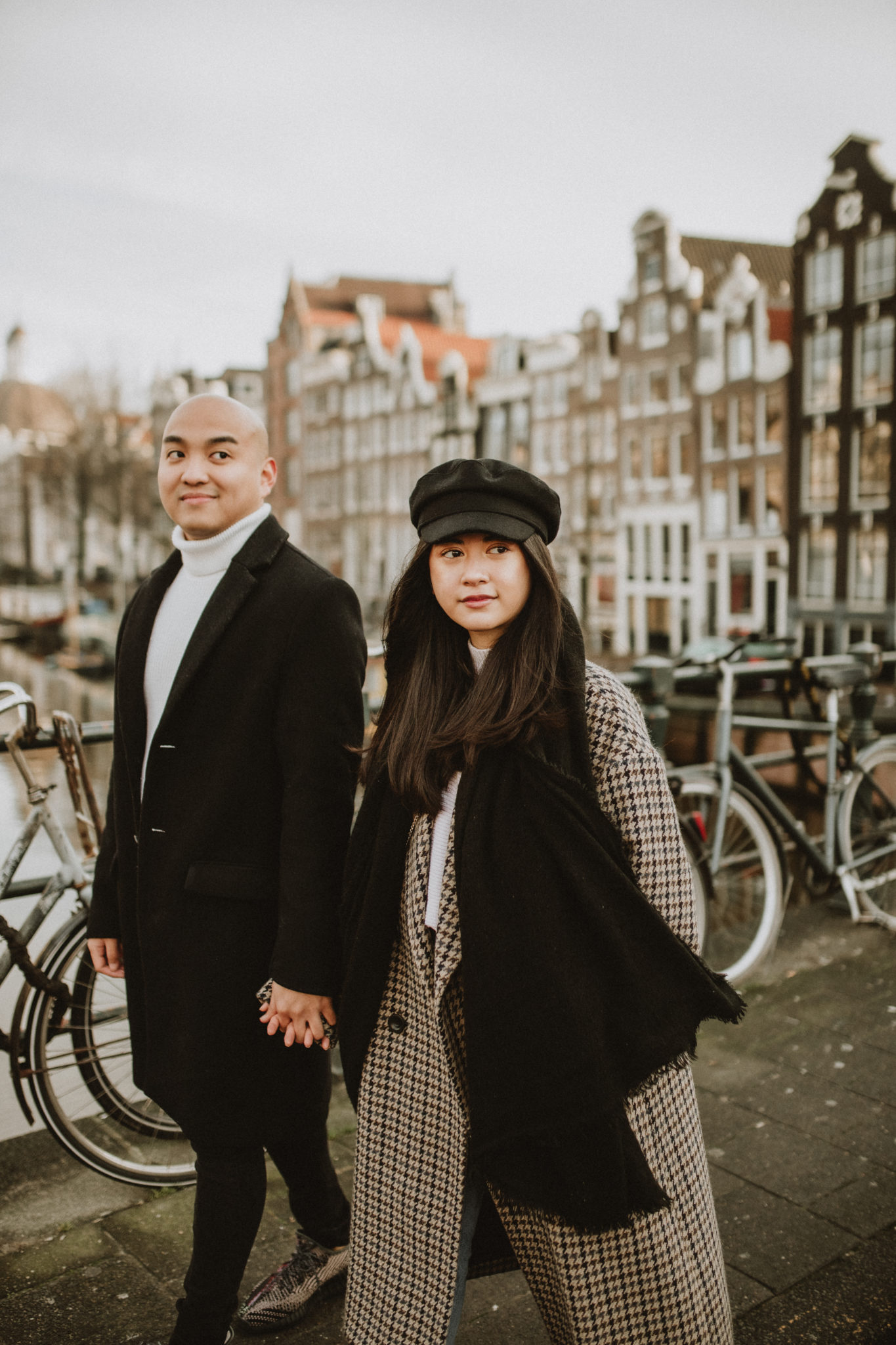 Amsterdam couple photoshoot | PORTRAITS BY JAYASRI - portraitsbyjayasri.com