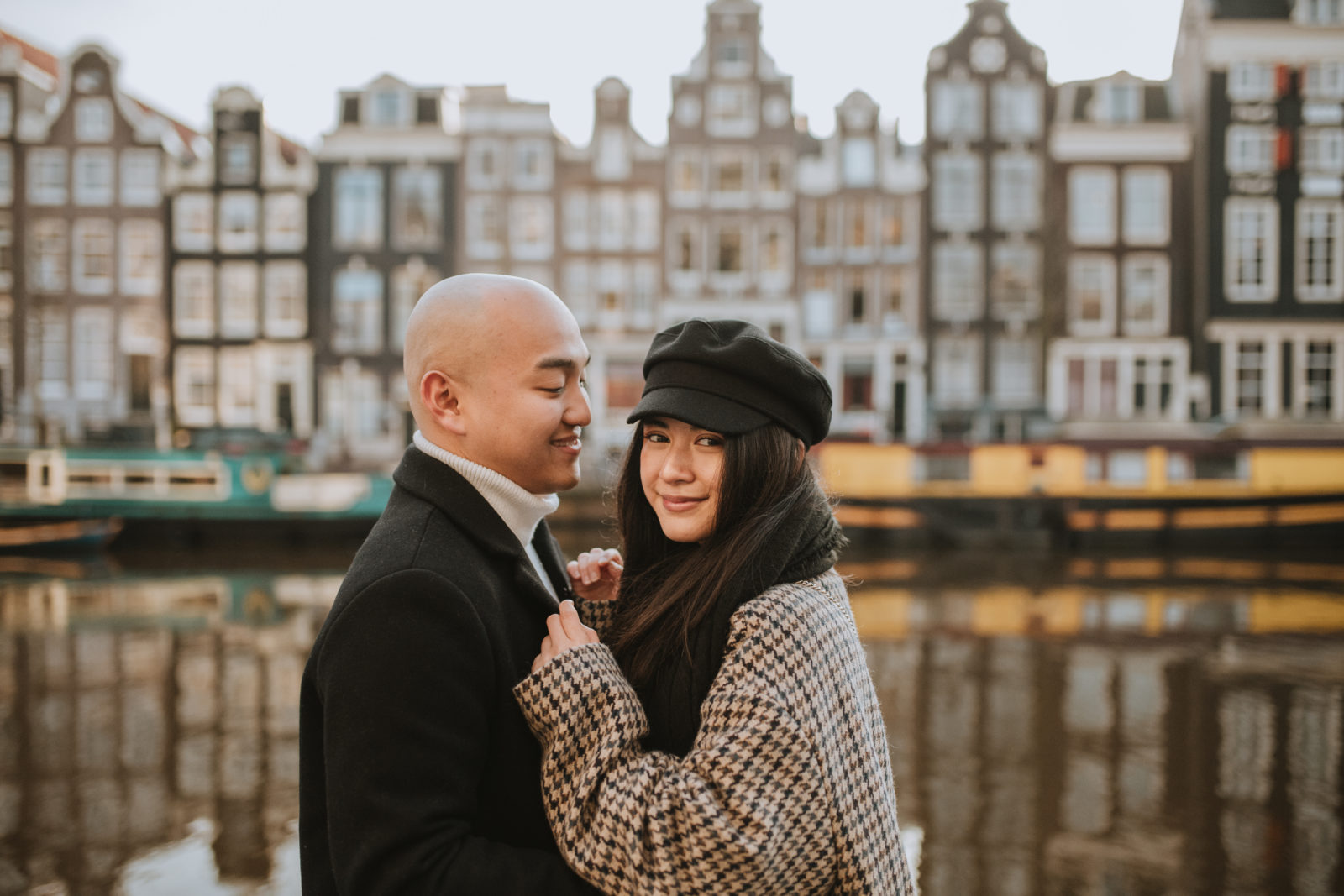 Amsterdam couple photoshoot | PORTRAITS BY JAYASRI - portraitsbyjayasri.com
