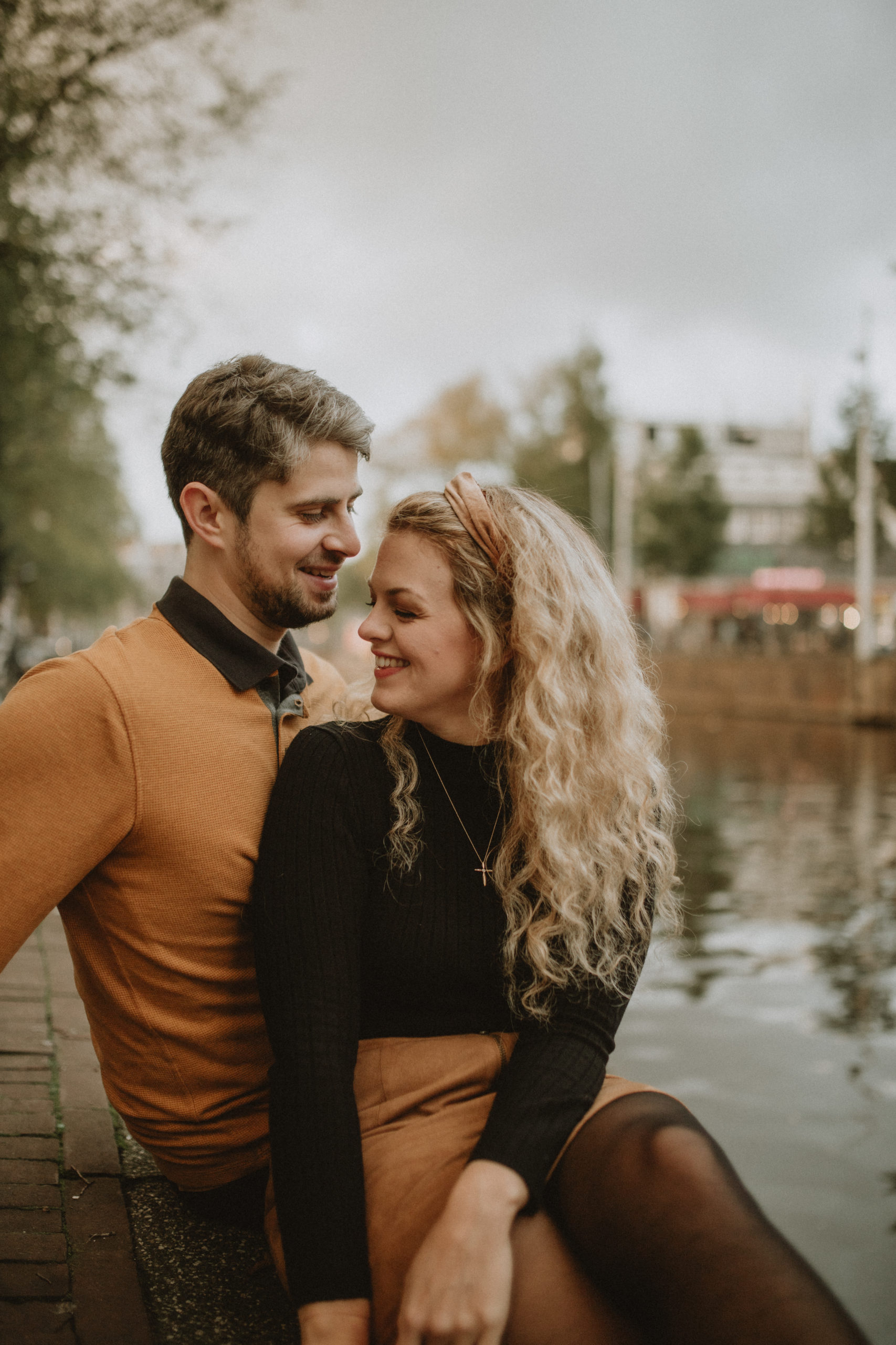 AMSTERDAM COUPLE PHOTOSHOOT | PORTRAITS BY JAYASRI - portraitsbyjayasri.com