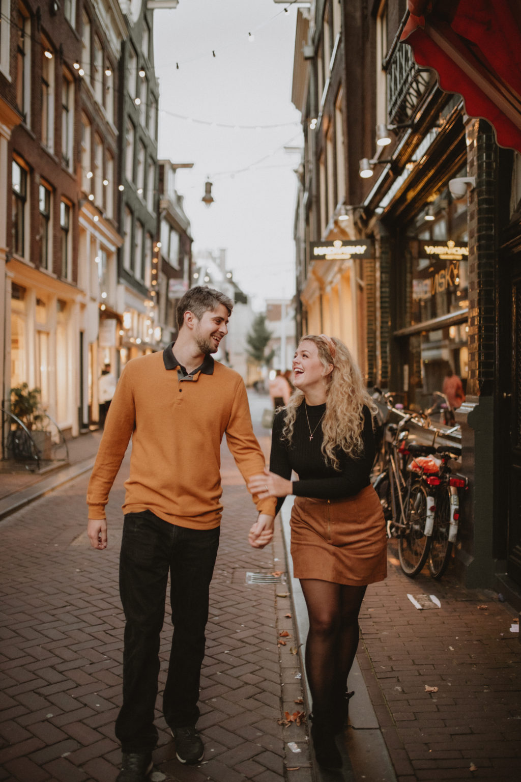 AMSTERDAM COUPLE PHOTOSHOOT | PORTRAITS BY JAYASRI - portraitsbyjayasri.com